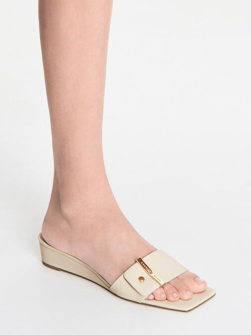 Trang 3 | Giày nữ | CHARLES & KEITH VN