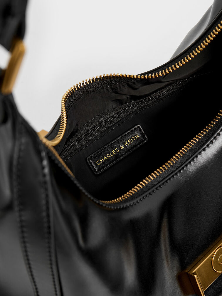 Túi đeo vai hình thang Charlot Hobo đen - CHARLES & KEITH VN