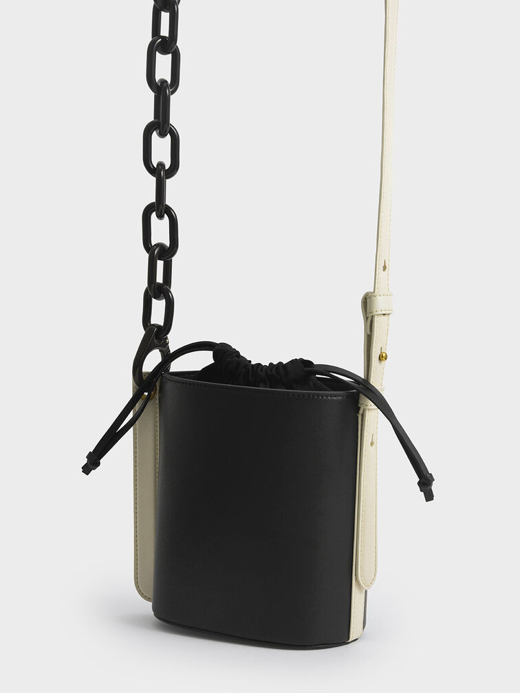 Black Alden Chain-Link Canvas Drawstring Bucket Bag - CHARLES & KEITH VN