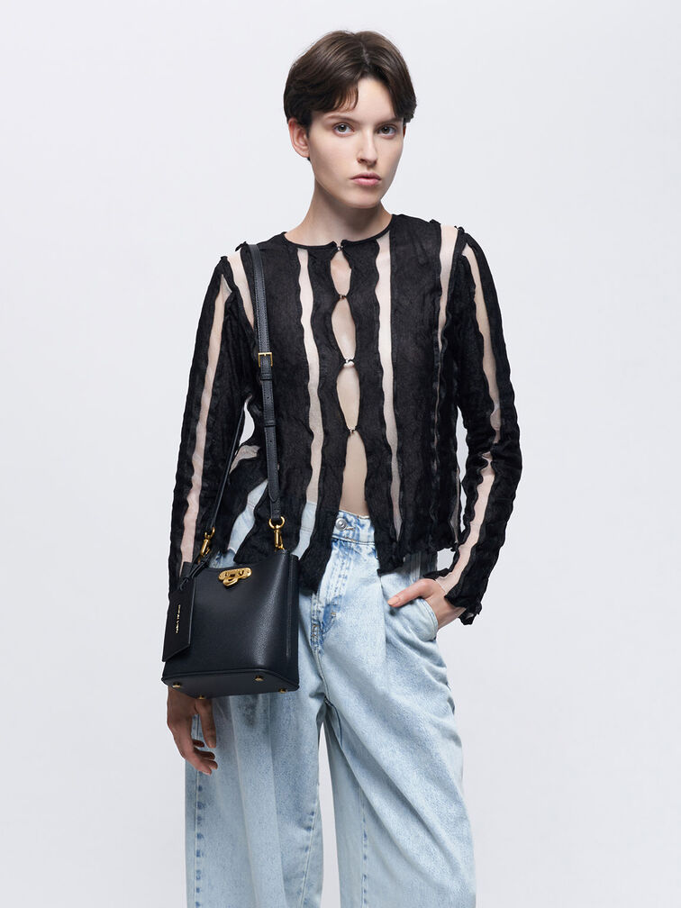 Túi bucket chữ nhật Alcott đen